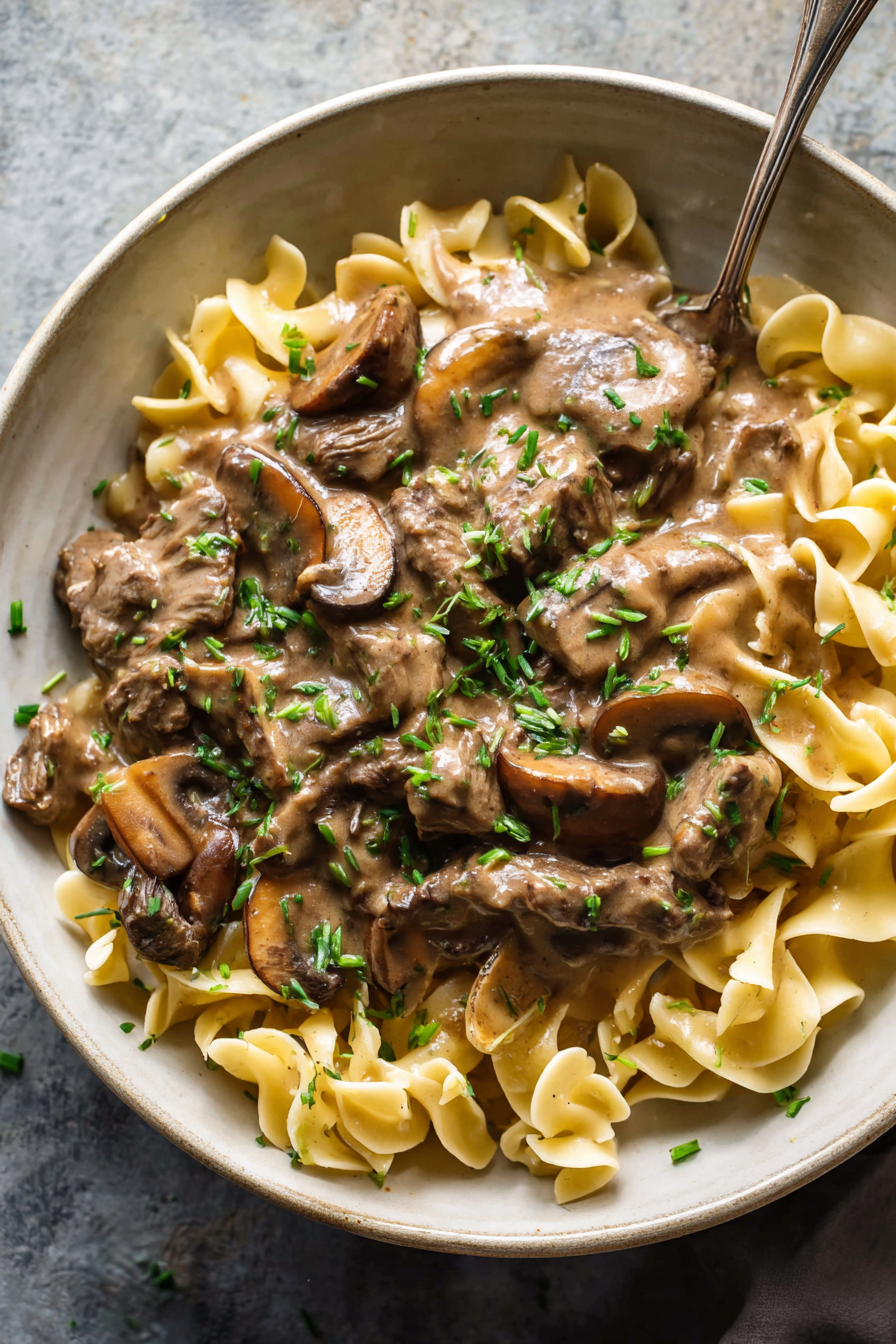 Quick Simple Beef Stroganoff Recipe - Thecozyweave